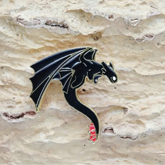 Jewelry | 315 Toothless Night Fury How To Train Your Dragon Enamel Pin ...